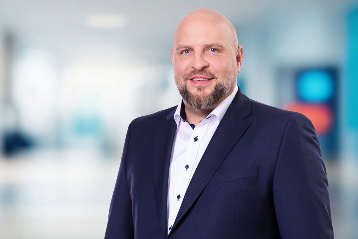 Management — Internationale Automobillogistik